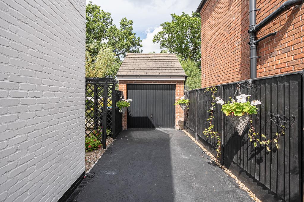 Over Fair Close, Winsford – CW Estate Agents